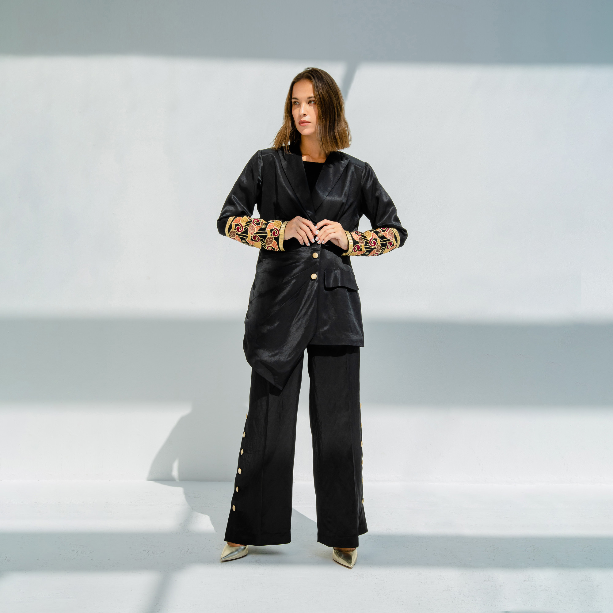 Lara Ali Brand | HOME