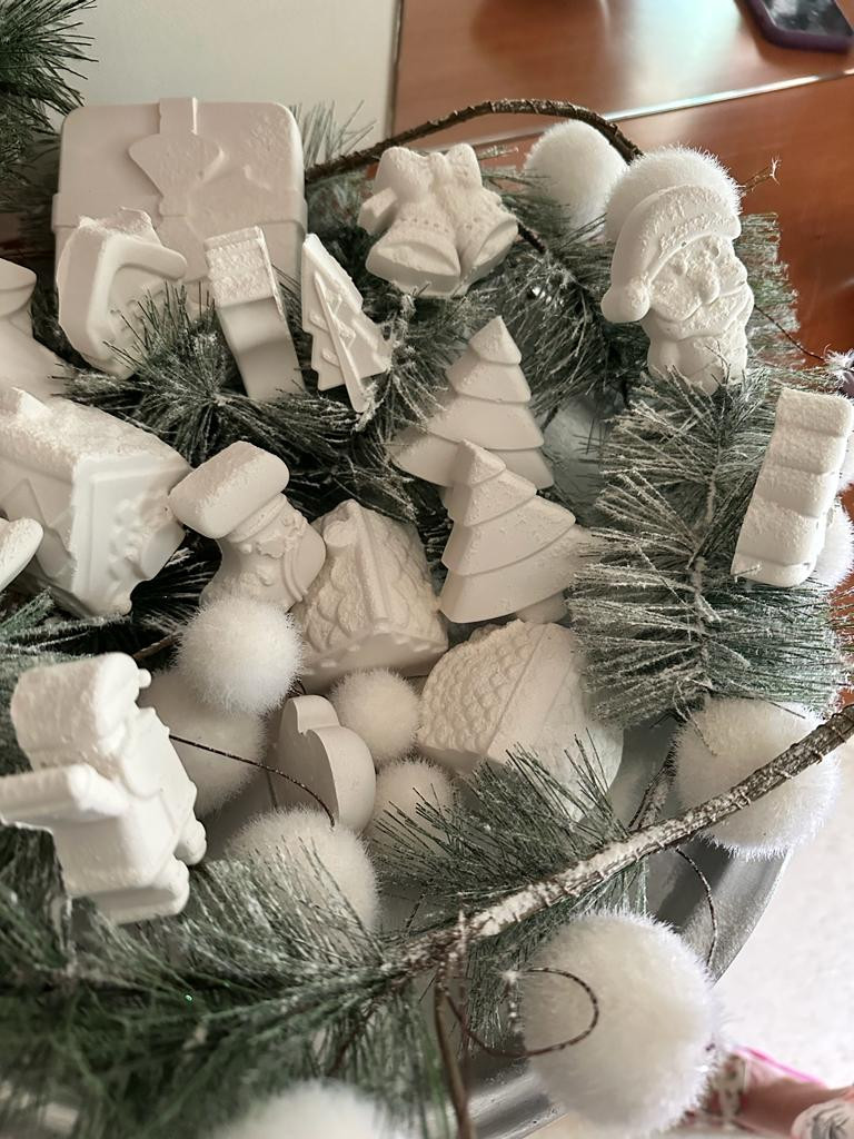 Gypsum fun UAE | Christmas village theme (nn)